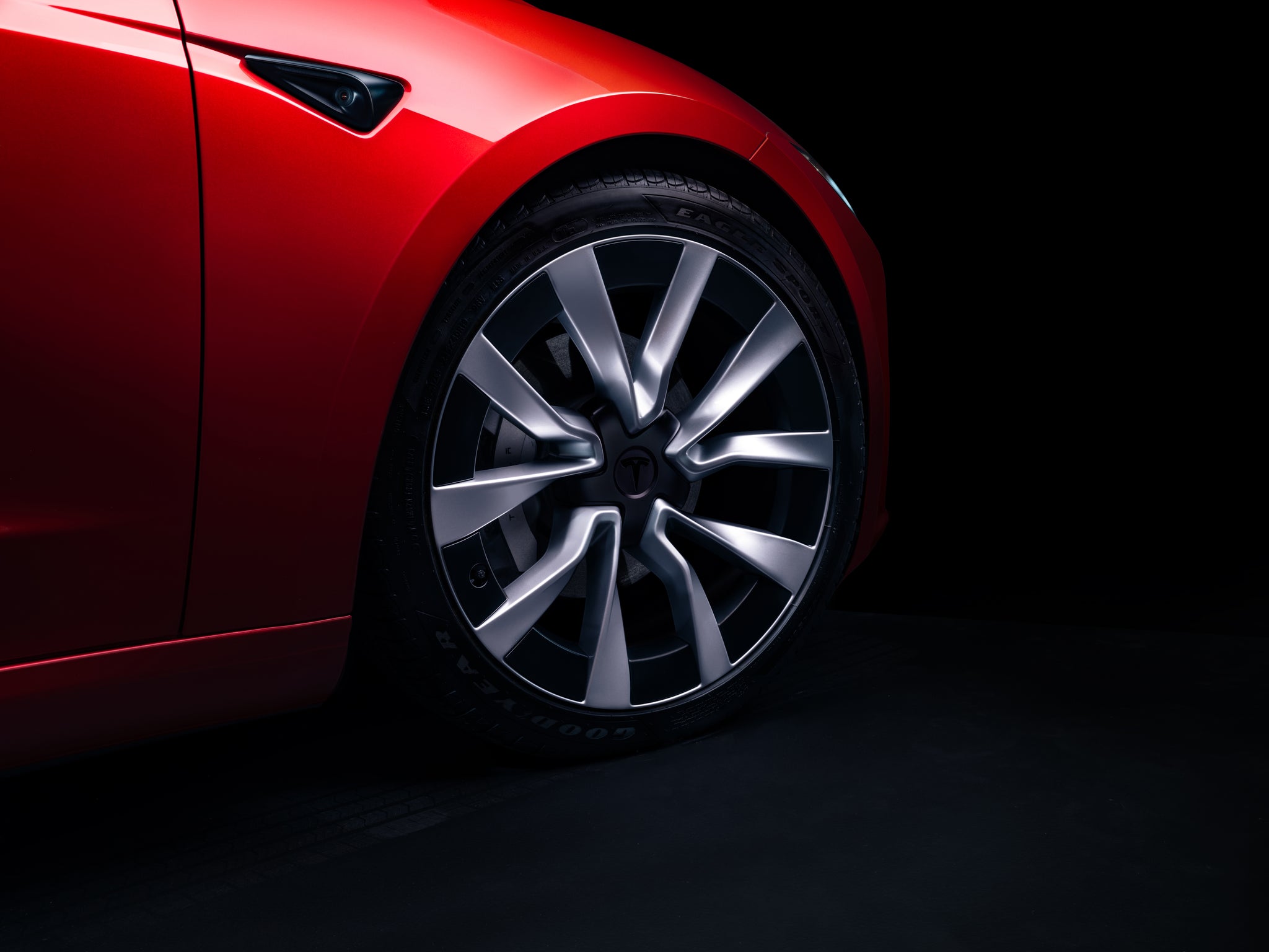 How tire pressure effects your Tesla’s range and performance