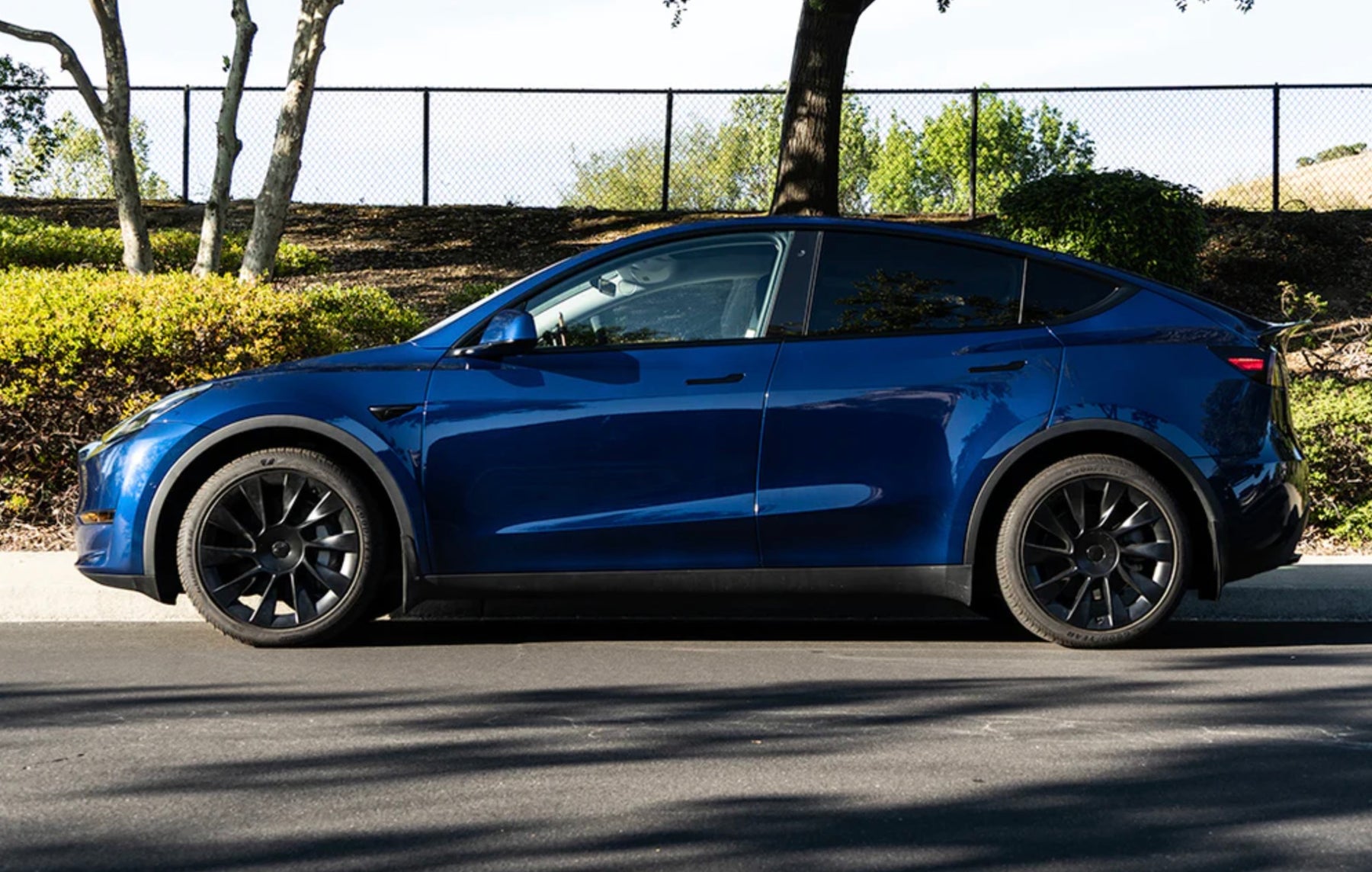 Tesla Model 3 and Model Y Mud Flaps: Why These Affordable Accessories ...