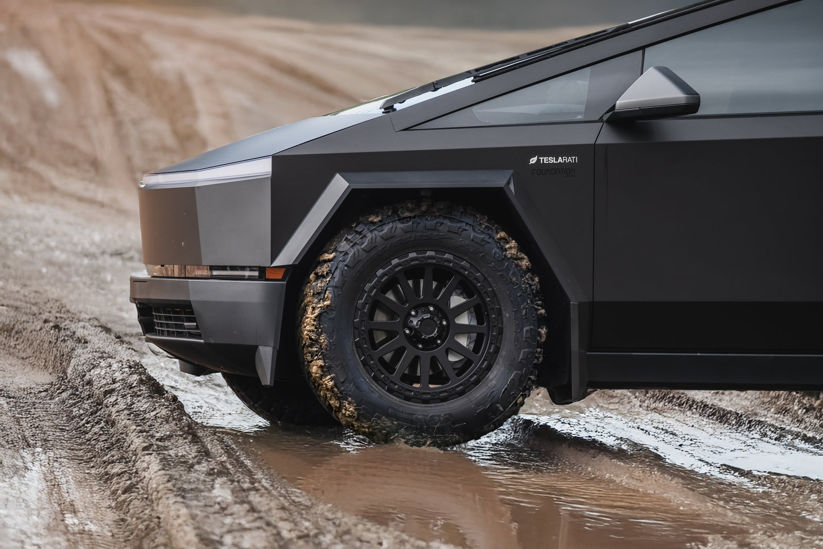 Tesla Cybertruck Wheels & Tires