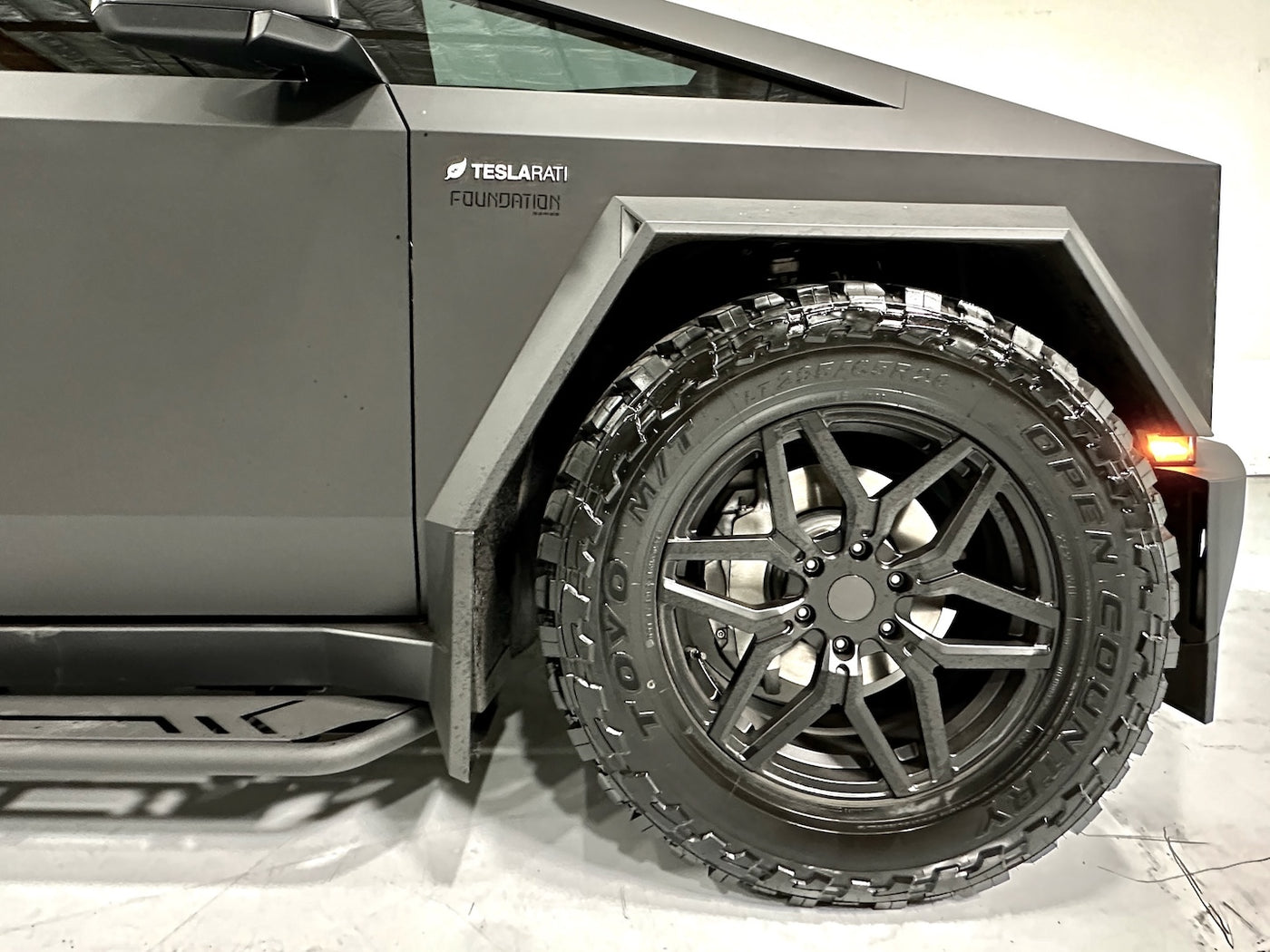 Tesla Cybertruck Wheels & Tires