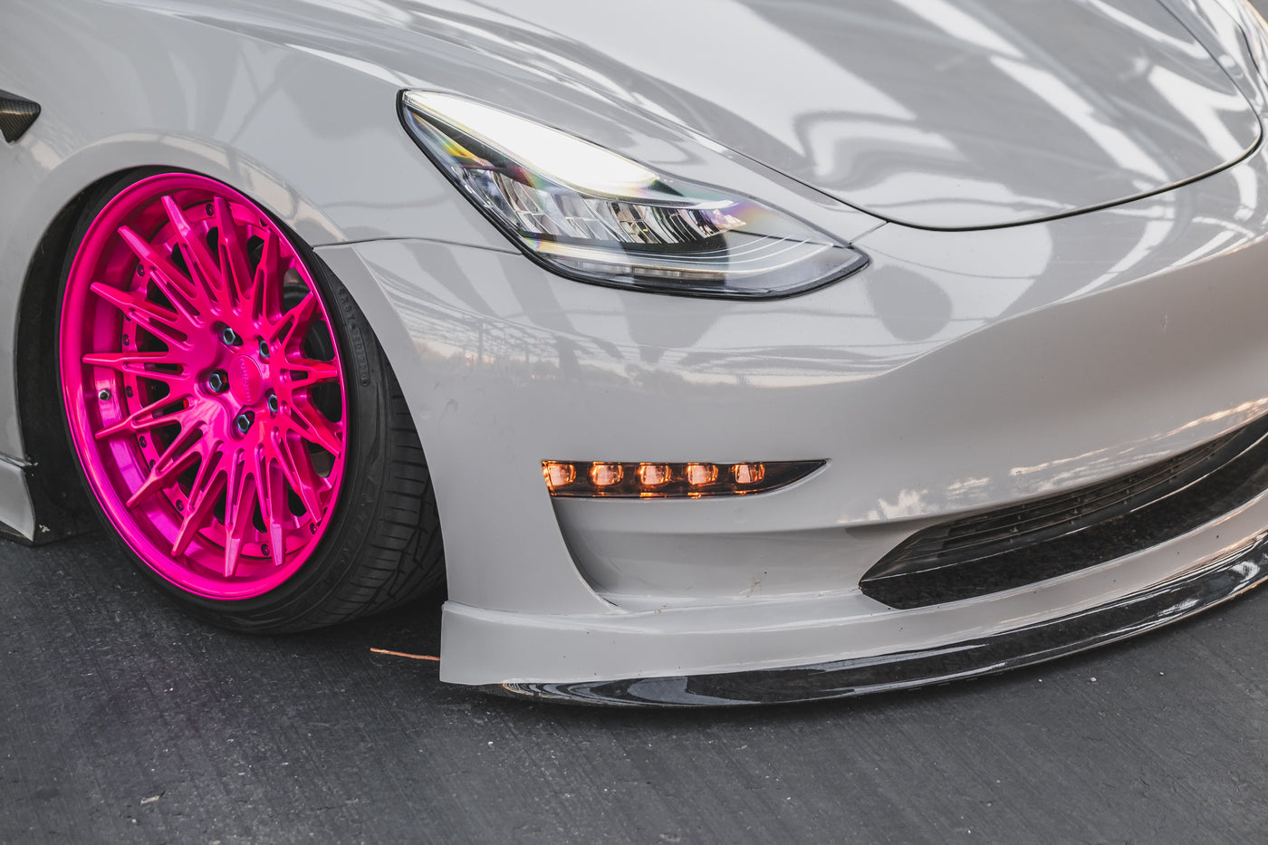 Tesla Model 3 & Y LED Sequential Turn Signal (Fog Lights)