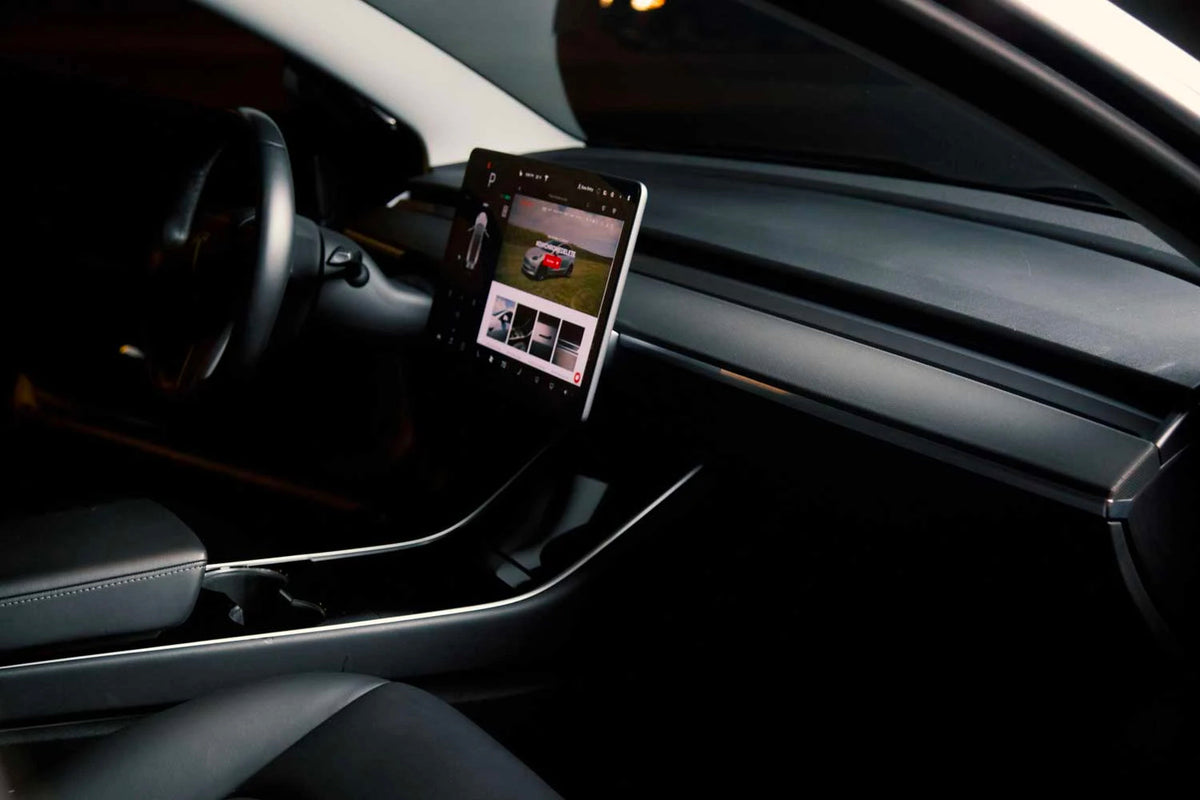 Tesla Model 3 & Y Dashboard Wrap
