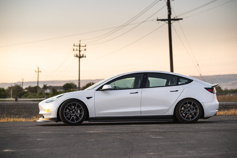 Tesla Model 3 Carbon Fiber Side Skirts