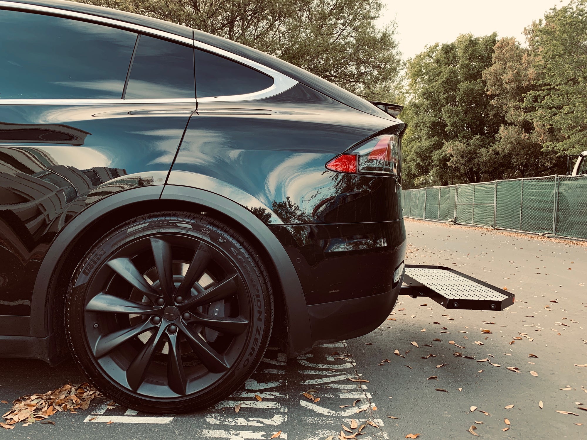 Tesla Model X cargo carrier: Lightweight aluminum, easy stowaway